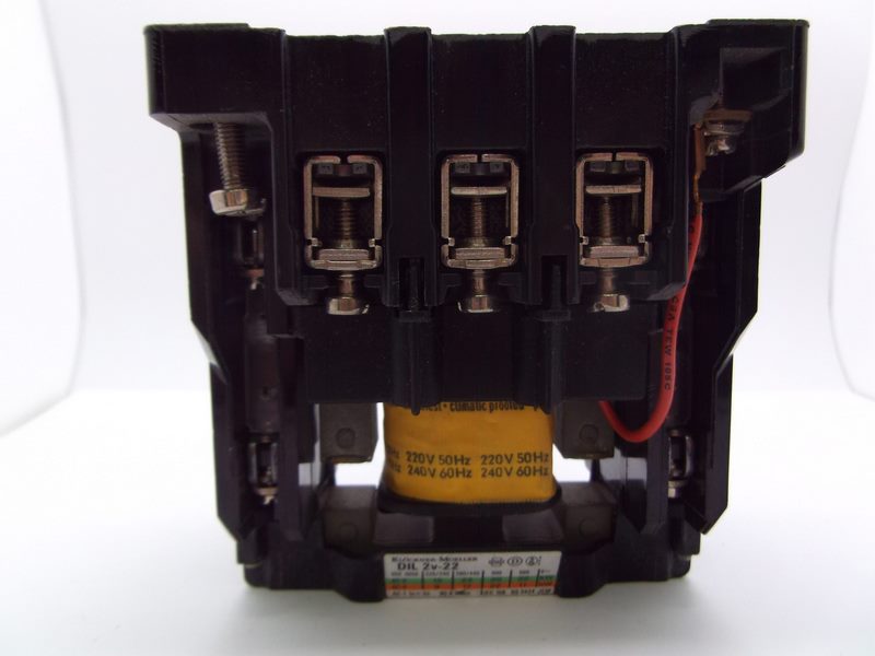 3 Pole 1NO 240V 4kW Coil Contactor Klockner Moeller DIL 00M-10 - The ...