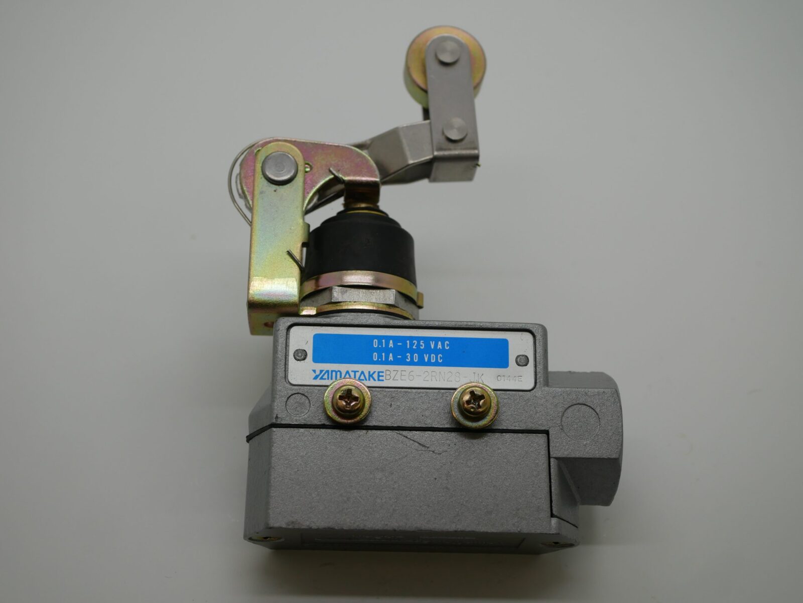 Limit Switch Roller Arm - BZE6-2RN28-JK - The Printers Marketplace